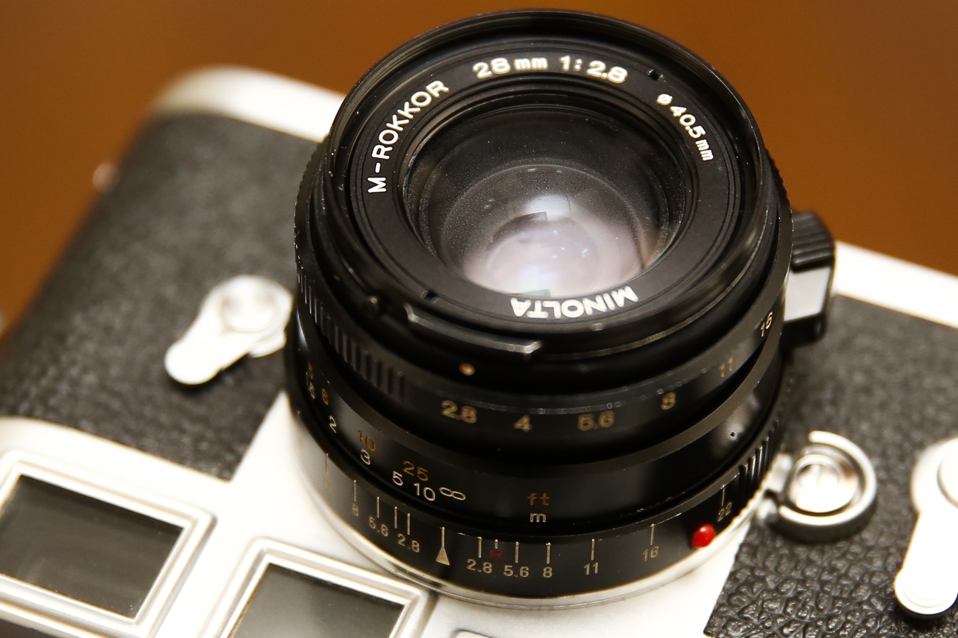 Leica M mount Minolta lens! | Vintage Shop Japan