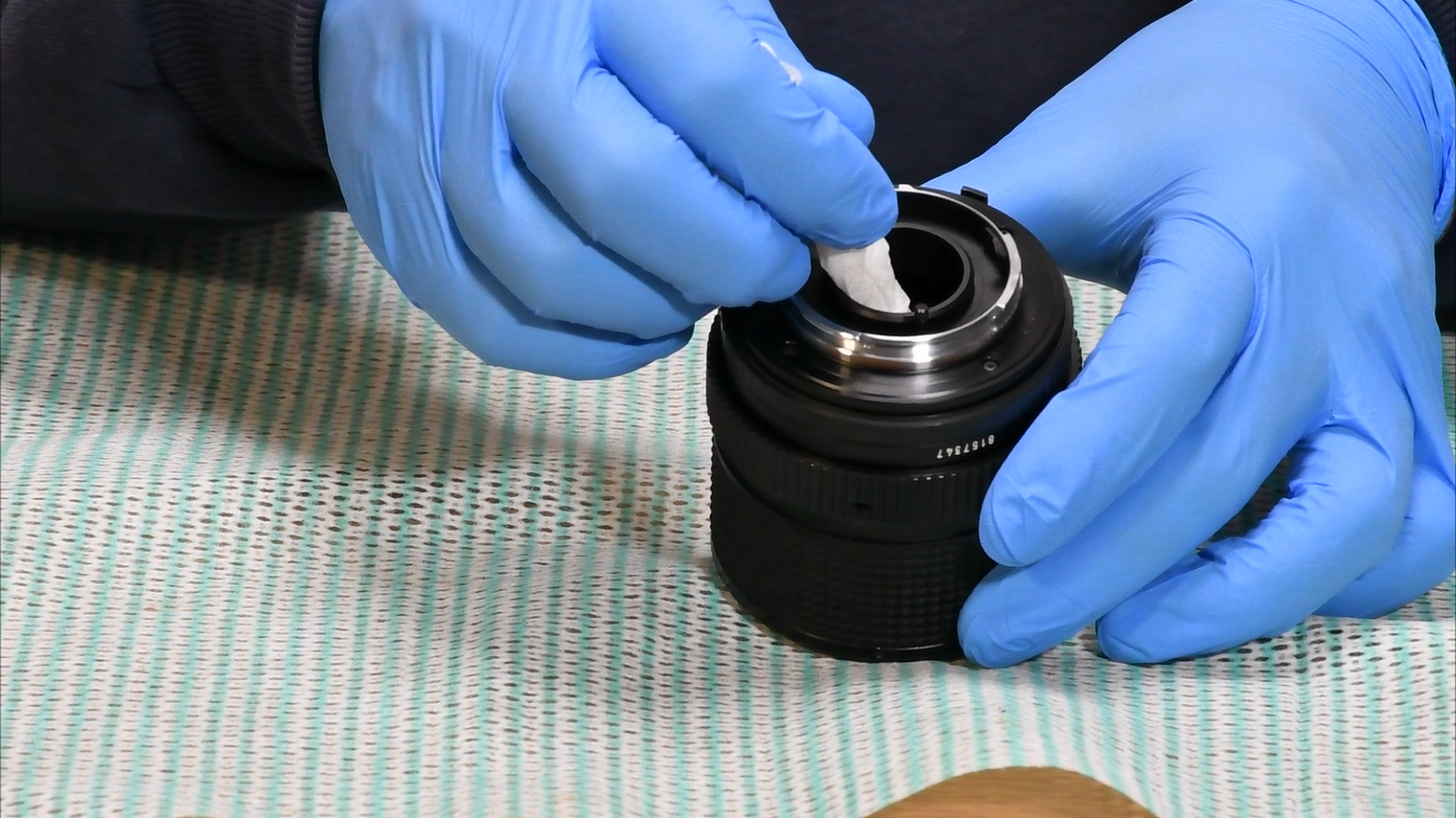 MINOLTA New MD ZOOM 35-70mm f/3.5 lens cleaning work | Vintage Shop Japan