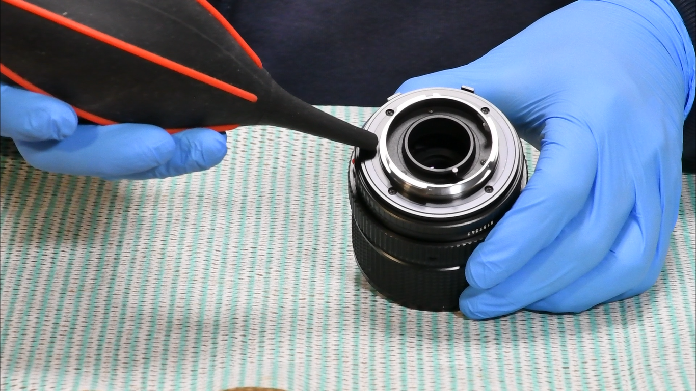 MINOLTA New MD ZOOM 35-70mm f/3.5 lens cleaning work | Vintage Shop Japan